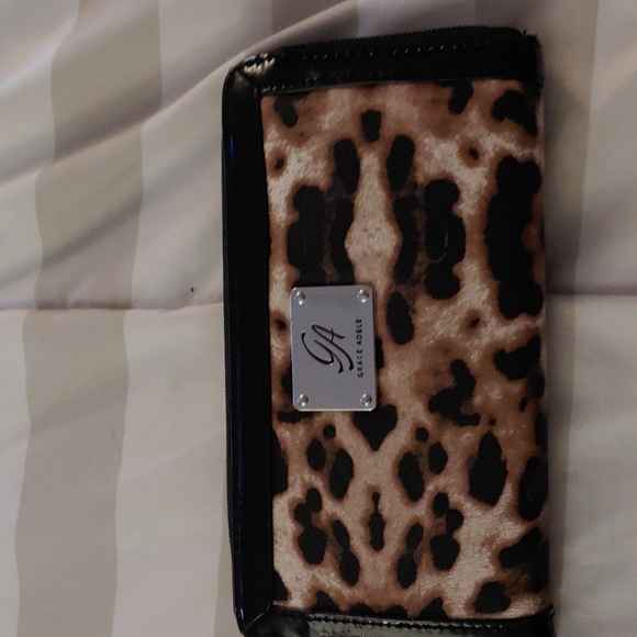 Grace Adele | Bags | Wallet | Poshmark